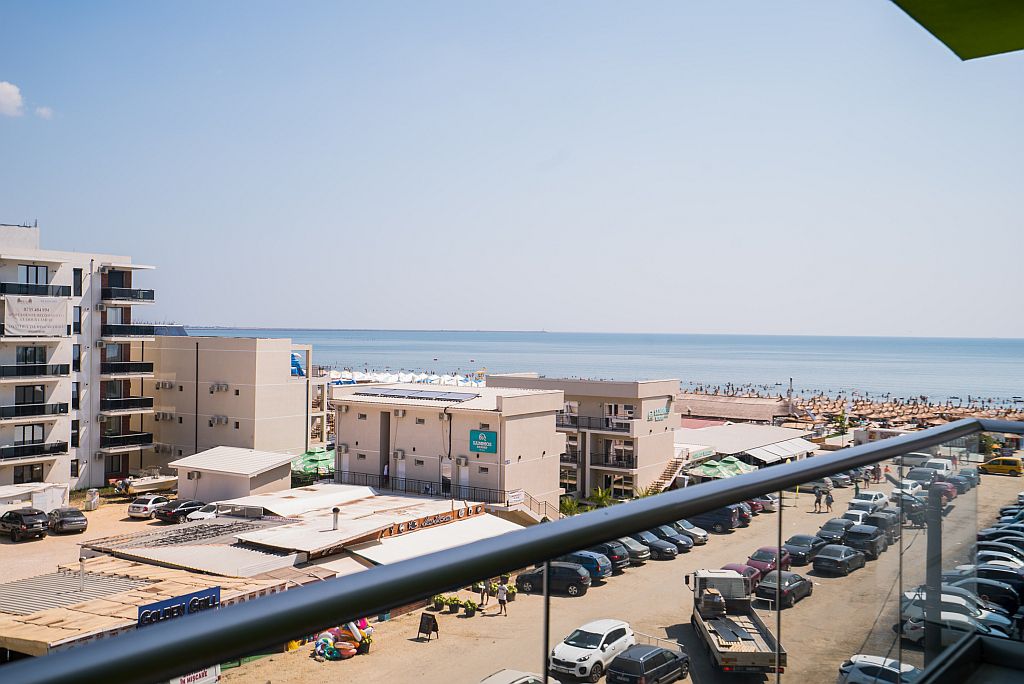 Alezzi Beach Resort: Cazare de lux în Mamaia Nord cu priveliște la ...